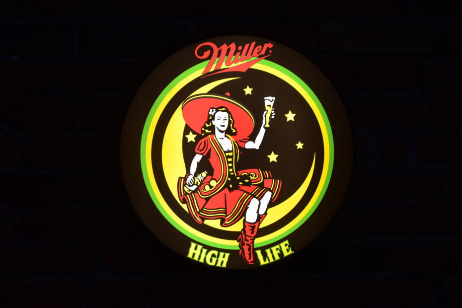 Illuminated 3D LED Miller High Life Logo 50-80 CM Beer Advertising ...