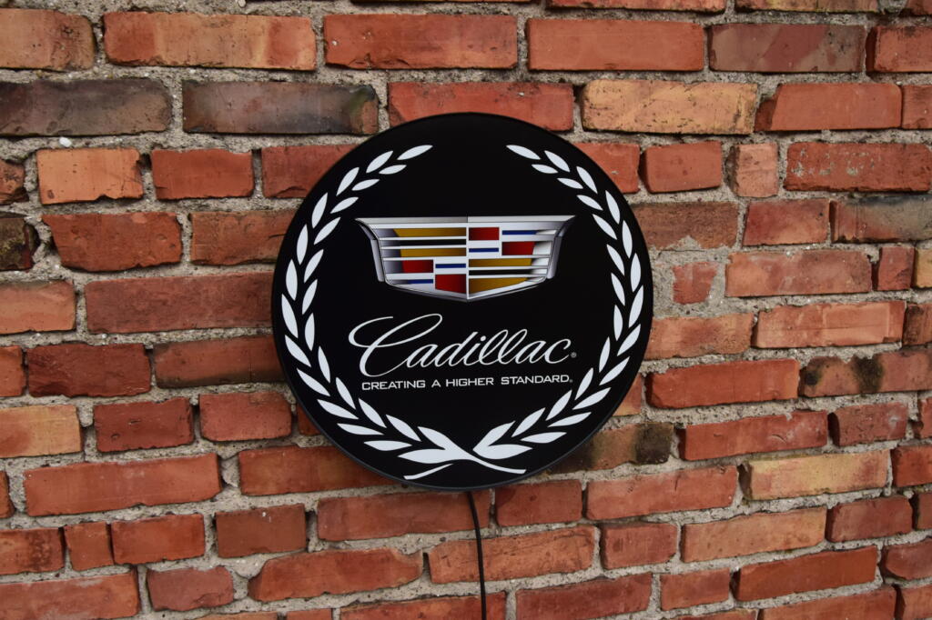 Illuminated 3D LED Cadillac Logo 50-80 CM Advertising - LedWords Shop ...